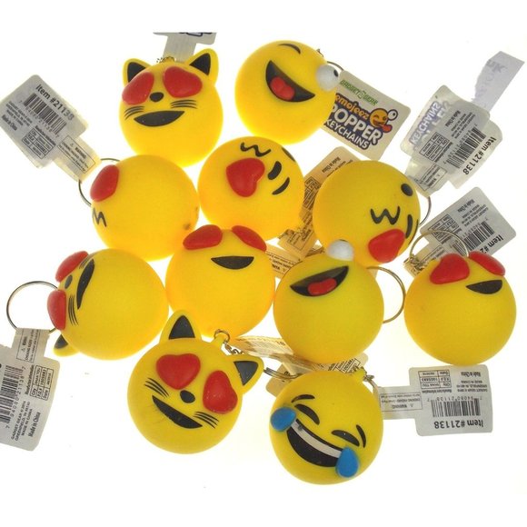 Accessories | Gadget Gear Emojeez Popper Keychains Lot 11 Assorted ...